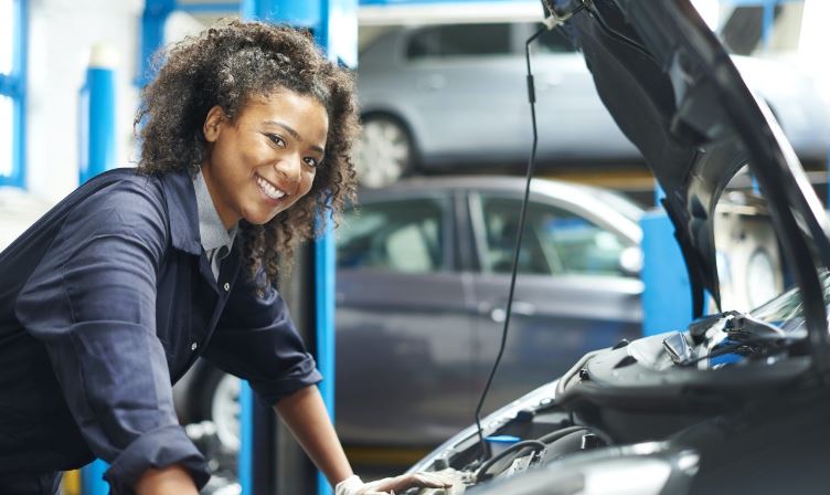 8 Ways You’re Putting Yourself in Danger by Not Servicing Your Vehicle ...